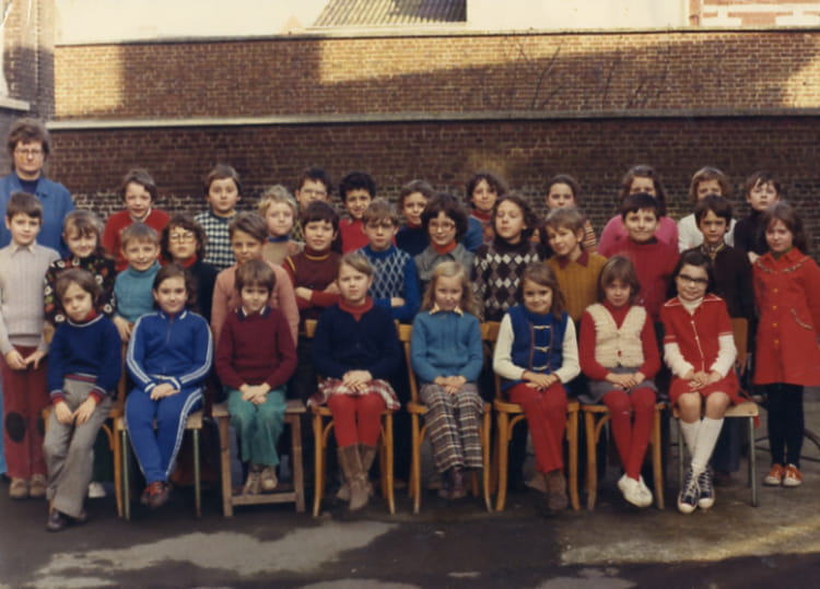 Photo de classe CE1? CE2? CM1? CM2? de 1975, Ecole Emile Zola (Denain ...