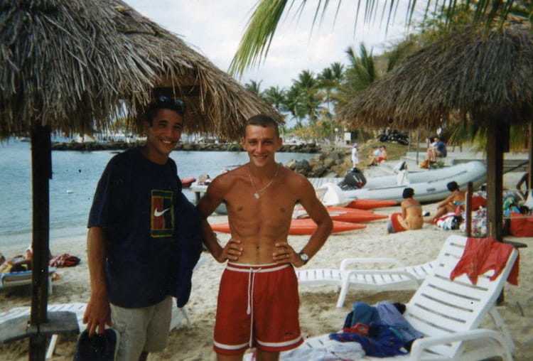 Photo de classe LA MARTINIQUE de 1999, 11° Rama - Copains d'avant