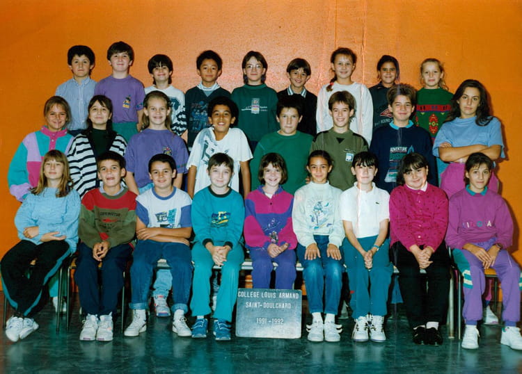 Photo de classe 6èB4 de 1991, Collège Louis Armand - Copains d'avant