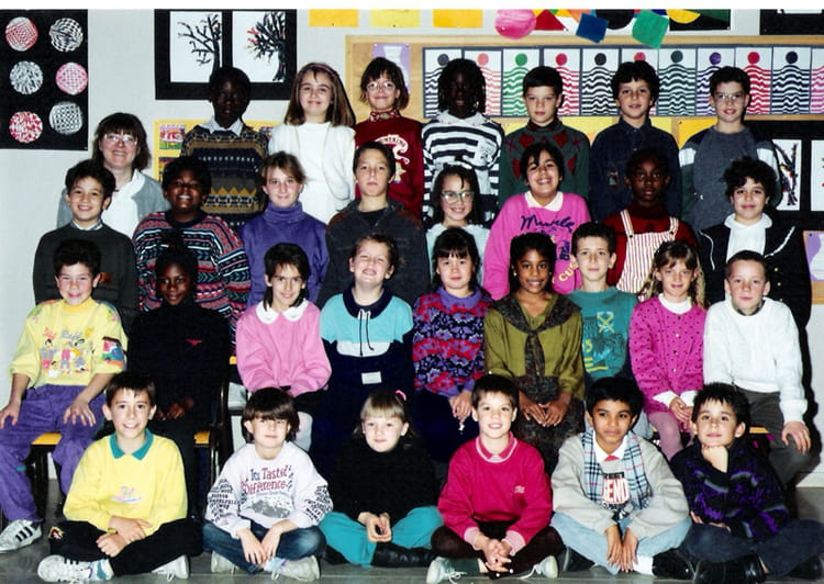 Photo de classe CM1 de 1990, Ecole Paul Bert (Meaux) - Copains d'avant