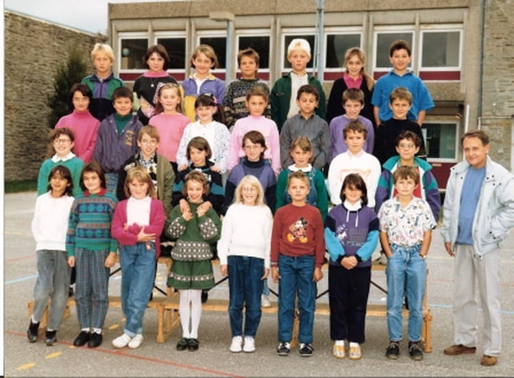 Photo de classe CM1 de 1989, Ecole Emile Zola (Tourlaville) - Copains d ...