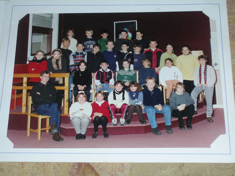 Photo De Classe 6 me B De 1997 Coll ge Th ophile Briant Copains D avant Photo De Classe 6 me B De 1997 Coll ge Th ophile Briant Copains D avant