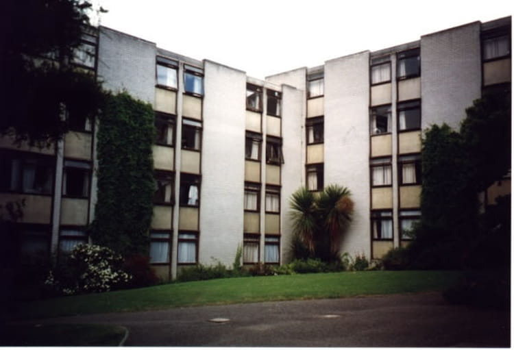 Photo de classe Lafrowda Flats 1999 de 1999, UNIVERSITY OF EXETER ...