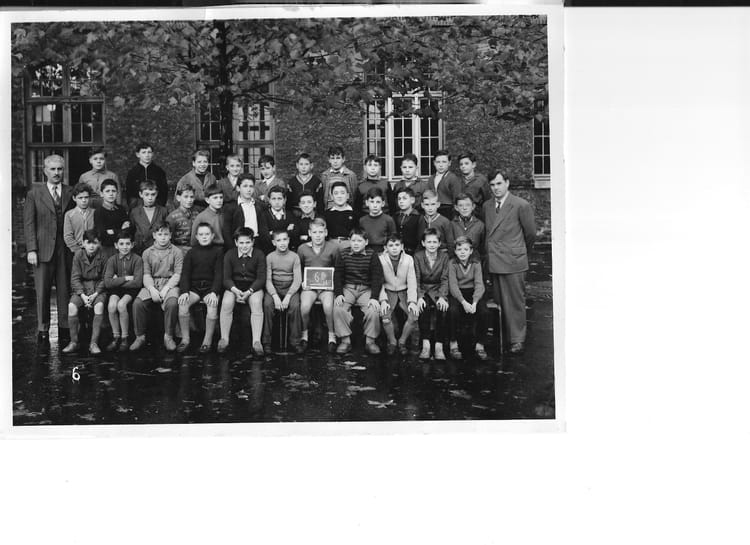Photo de classe La 6 ème B de 1955, Collège Marcelin Berthelot ...