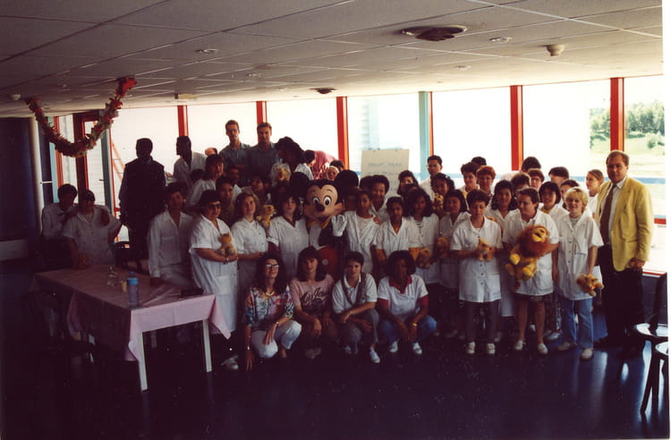 Photo de classe Magic Rambo St-Thibault de 1994, MAGIC RAMBO - Copains ...